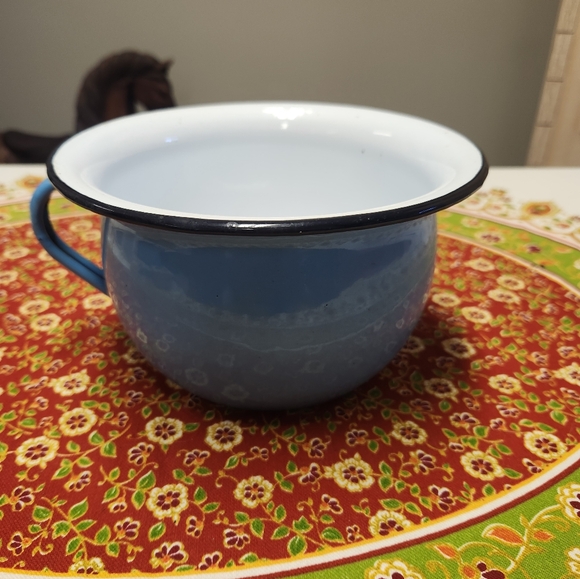 Source Unknown | Accents | Vintage Enamel Ware Chamber Pot Potty Blue ...
